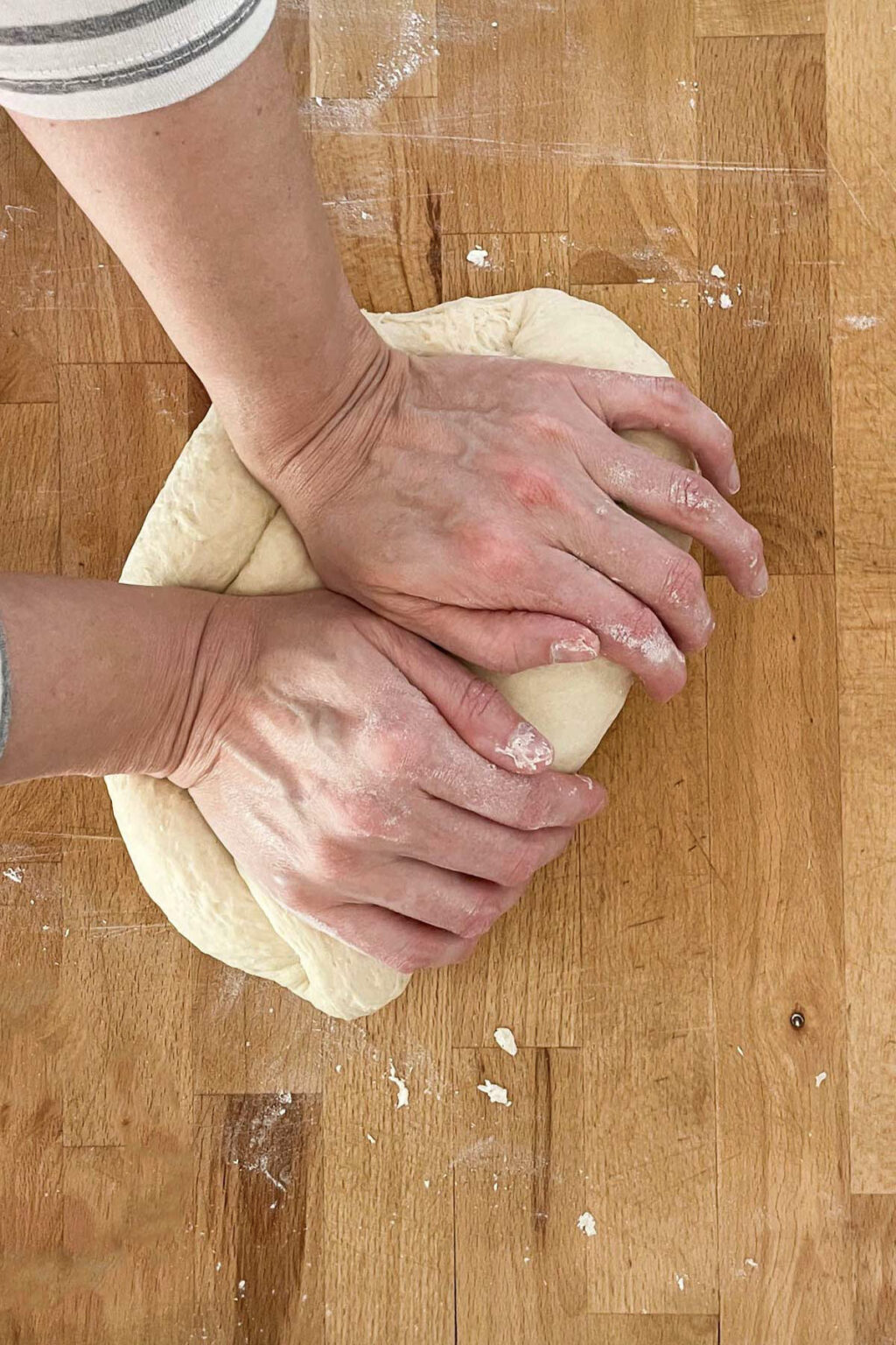 How to Knead Bread Dough: Step-by-Step Guide to Perfect Bread