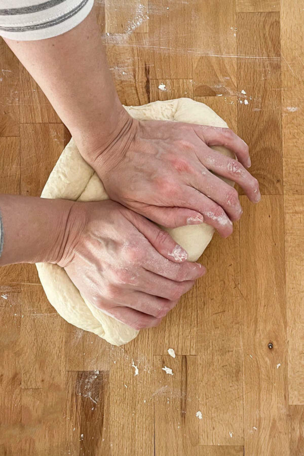 How to Knead Bread Dough: Step-by-Step Guide to Perfect Bread